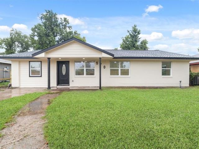 5709 Langley Rd, Houston, TX 77016