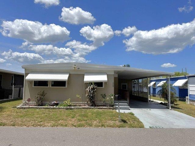 5709 Pinecrest Dr, New Port Richey, FL 34653