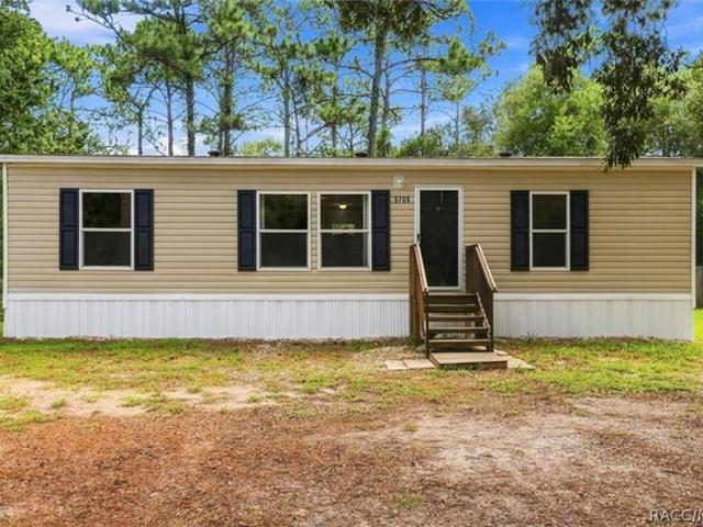 5709 S Leopard Pt, Homosassa, FL 34446