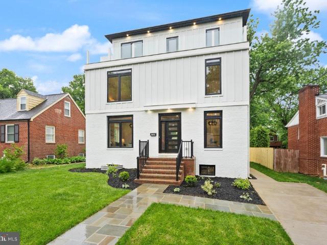 5709 5Th Street S