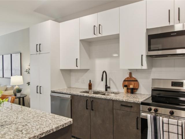 5700 Ogeechee Rd, Unit C1, Savannah, GA 31419 | MLS #SA336970