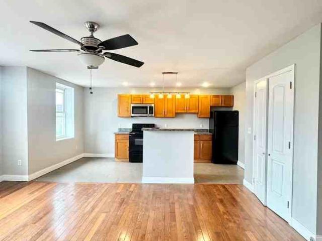 5700 Ogontz Ave. Studio Apartment for Rent at 5700 Ogontz Ave, Philadelphia, PA 19141 Logan Ogontz Fern Rock