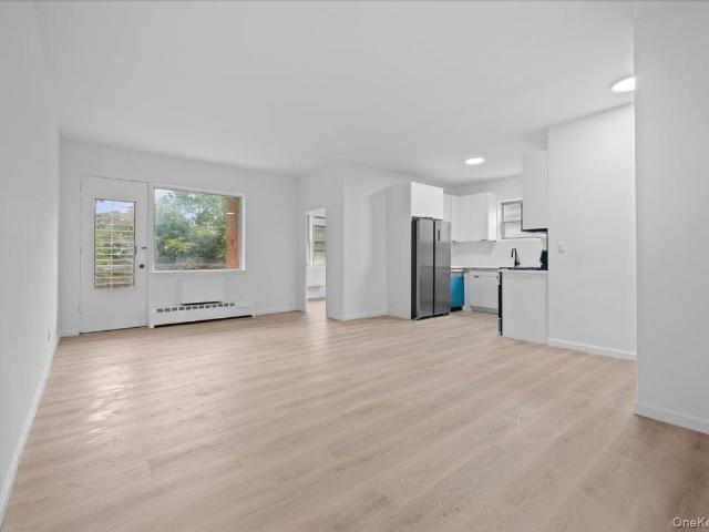 5700 Arlington Avenue STH