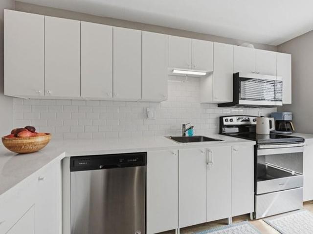 5700 Baltimore Dr Unit 81, La Mesa, CA 91942