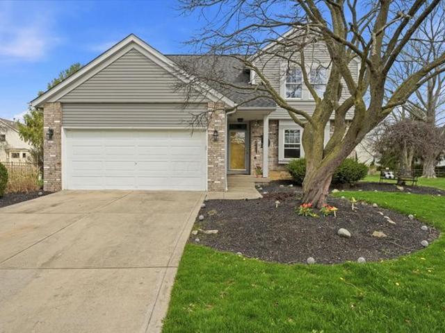 5700 Brook Hollow Dr, Hilliard, OH 43026