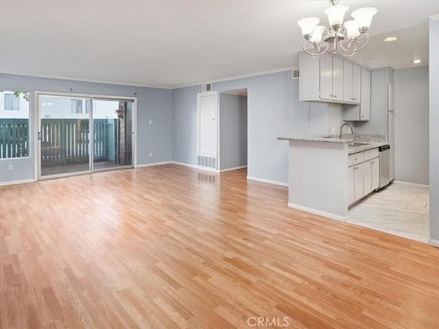 5700 Etiwanda Ave Unit 154, Tarzana, CA 91356