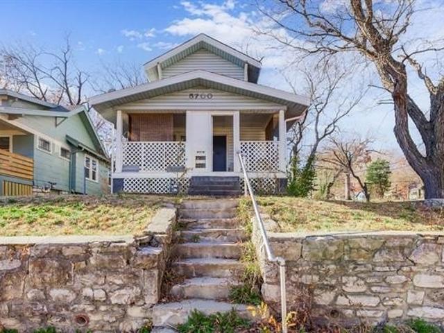 5700 Euclid Ave, Kansas City, MO 64130