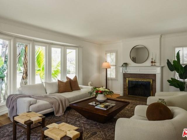 5700 Fallsgrove St, Los Angeles, CA 90016