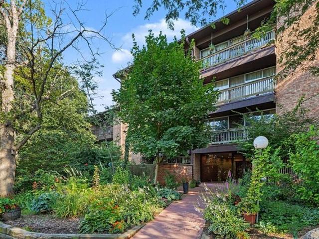 5700 Hillcrest Ln Apt 3L, Lisle, IL 60532