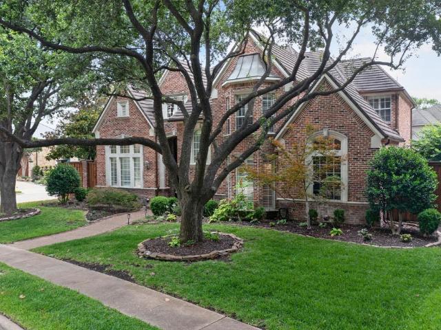5700 Walden Drive