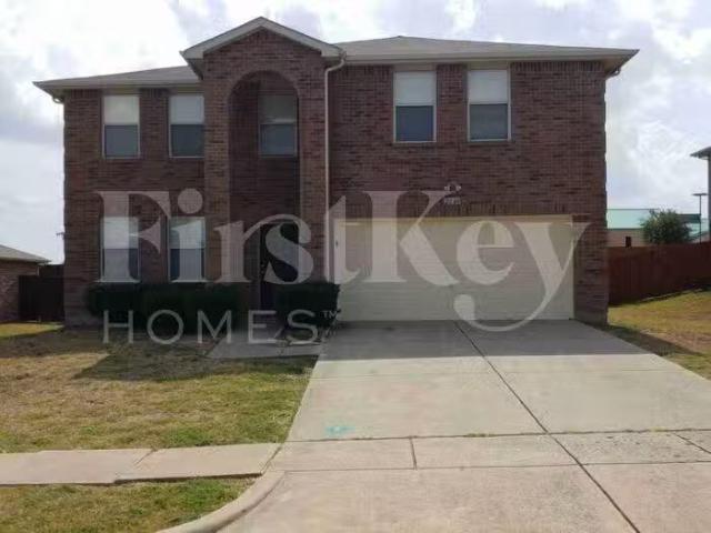 57015381 2644 Shorewood Dr