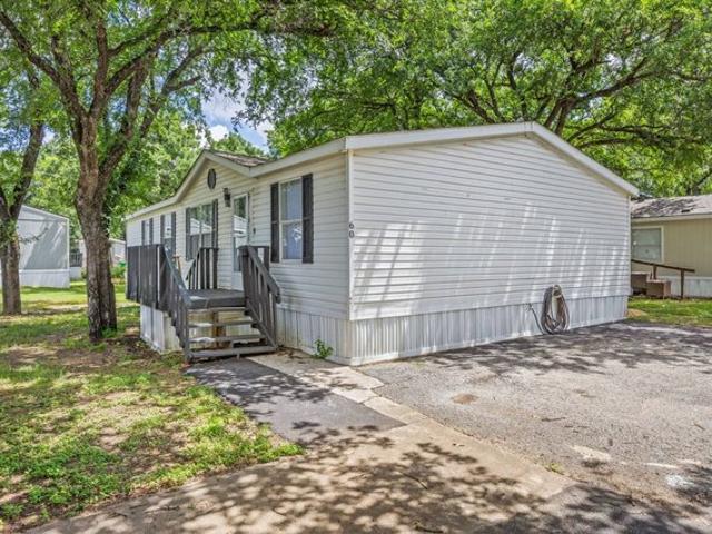 5701 Martin St Trlr 60, Fort Worth, TX 76119