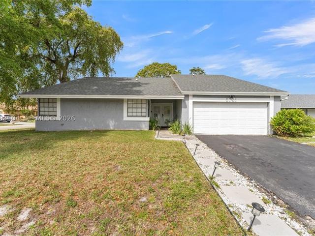 5701 NW 54th Way, Tamarac, FL 33319