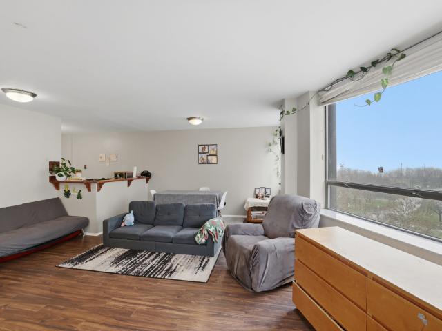 5701 N Sheridan Road # 7E