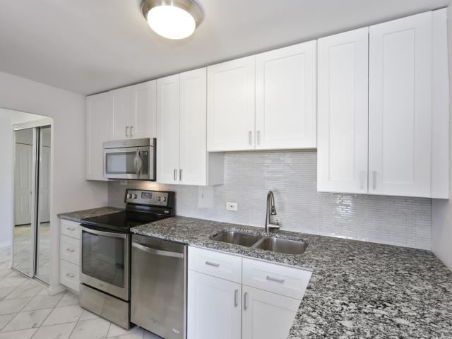 5701 N Sheridan Road # 22H