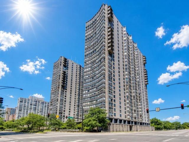 5701 N Sheridan Rd Apt 6D, Chicago, IL 60660