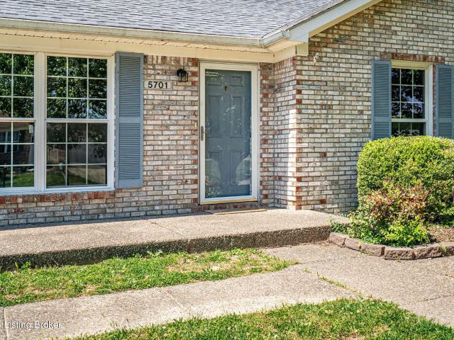 5701 Bartview Ct