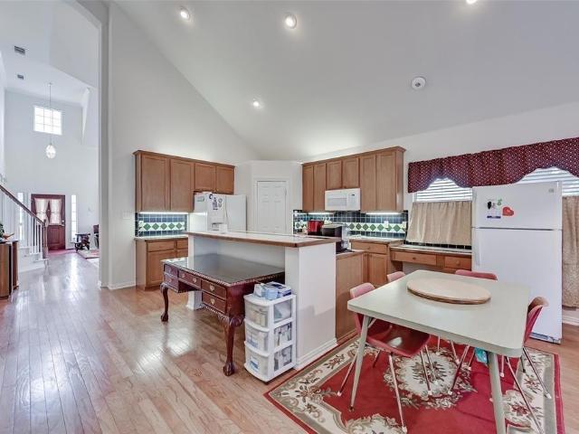 5701 Christy Lane
