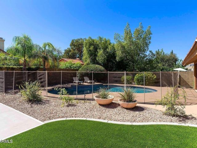 5701 e anderson drive