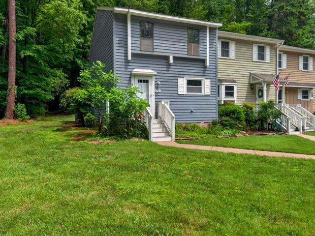 5701 Forest Lawn Ct, Raleigh, NC 27612