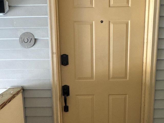 5701 Rowanberry Dr, Unit 107, Elkridge, MD 21075 | MLS #MDHW2065 | Compass