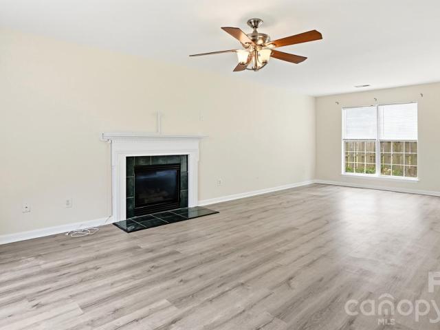5701 Vine Court