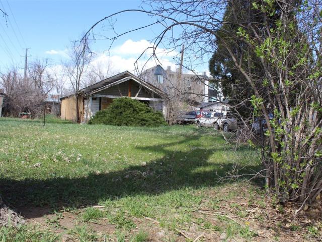 5701 W 10th Ave, Lakewood, CO 80214 | MLS #5323 | Compass