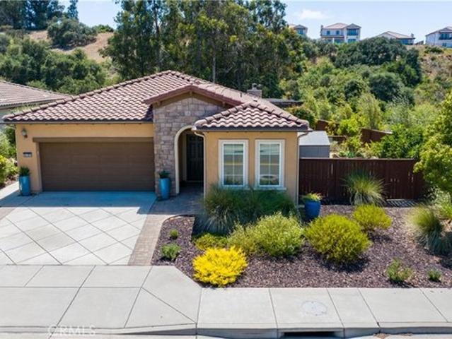 5701 Yarrow Dr, Santa Maria, CA 93455
