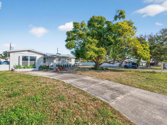 5701 14th Ave N, St. Petersburg, FL 33710 | MLS #TB8467
