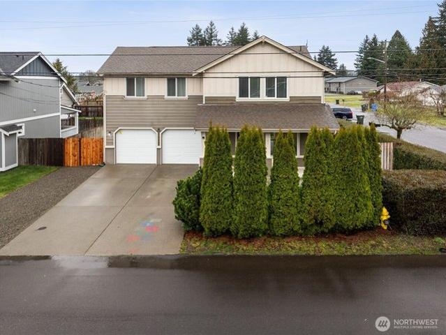 5701 79th St W, Lakewood, WA 98499