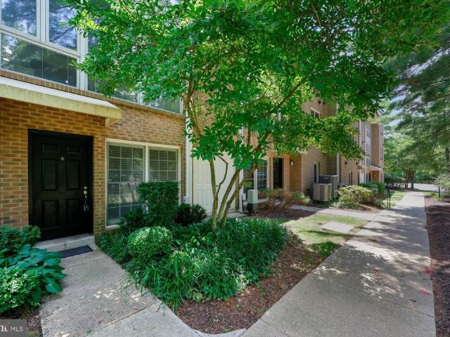 5702 Brewer House Circle # T3 12
