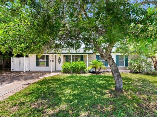 5702 Cain Dr, Corpus Christi, TX 78412