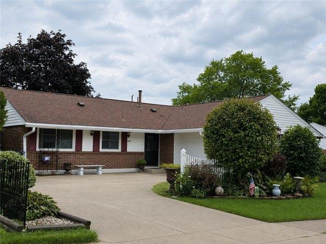 5702 Storck Dr, Huber Heights, OH 45424