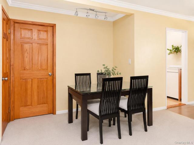 5702 th Crescent F5