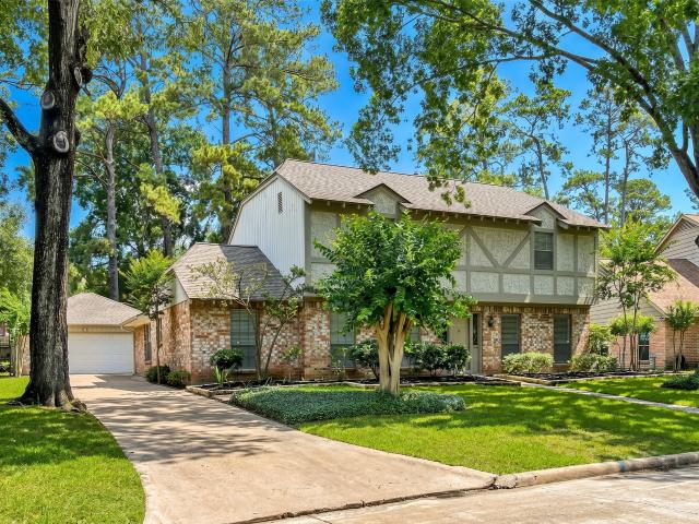 5702 Vestavia Drive