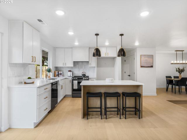 5703 montana ln