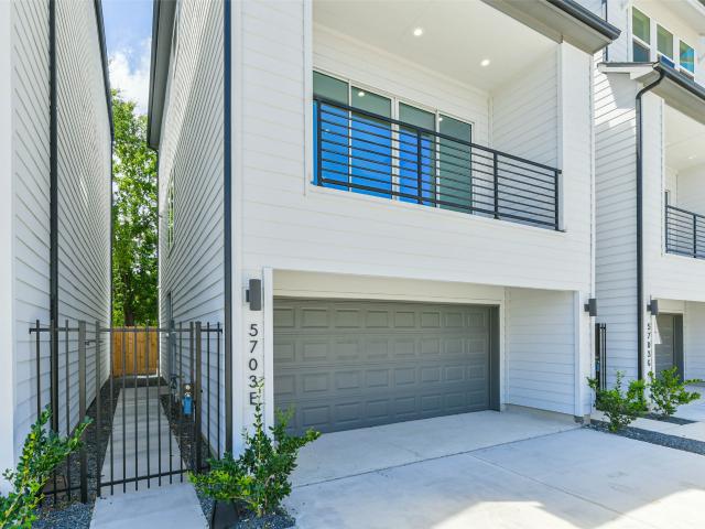 5703 Balbo St, Unit F, Houston, TX 77091 | MLS #9270