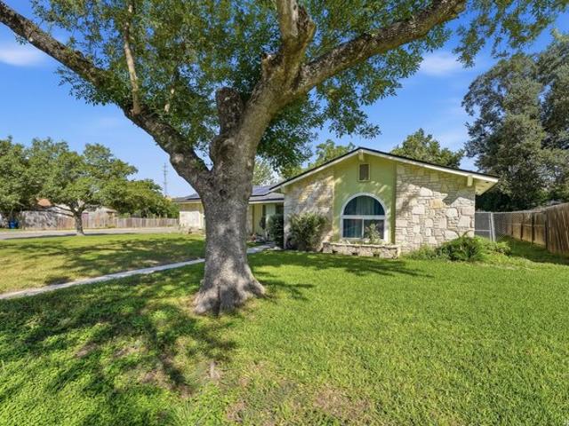 5703 Creekwood St, San Antonio, TX 78233