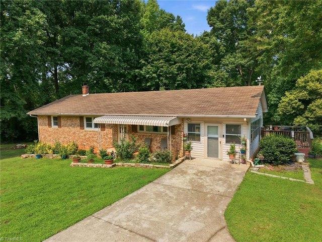 5703 Summit Ave, Browns Summit, NC 27214