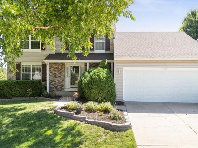 5703 S 160th St, Omaha, NE 68135