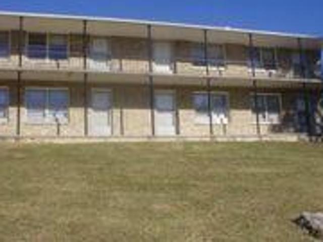 $570 / 1br 1 BR Close to VT/Downtown 1 Available for June Apartment Heights map