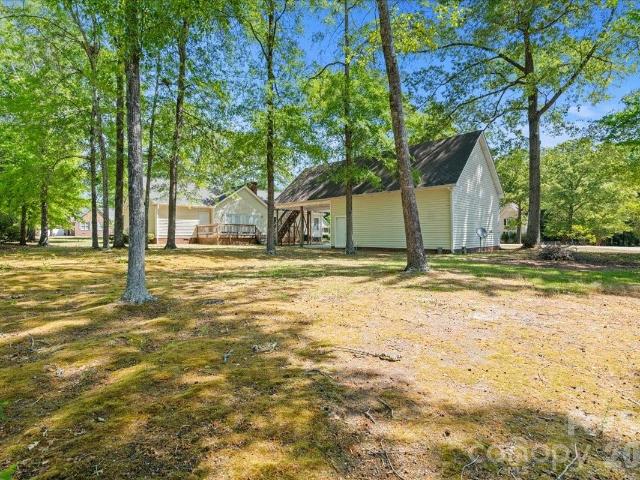 570 Coach Road