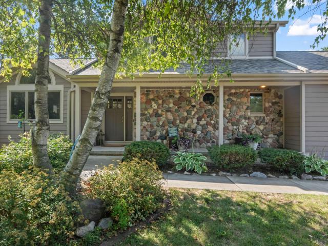 570 Connor Ct