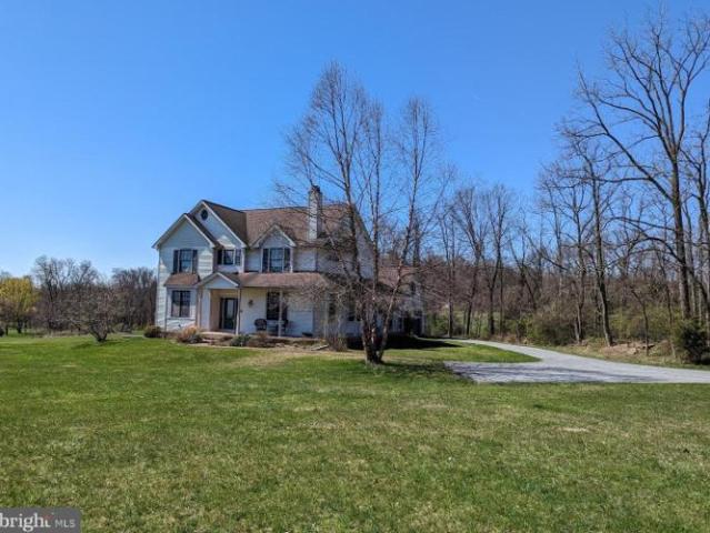 570 Cloverleaf Rd, York, PA 17406