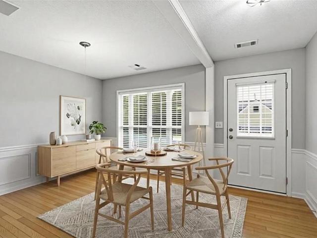 570 Ashland Parkway