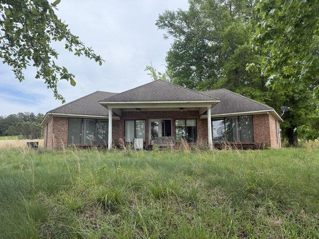 570 Dorsey Moore Dr, Fulton, MS 38843