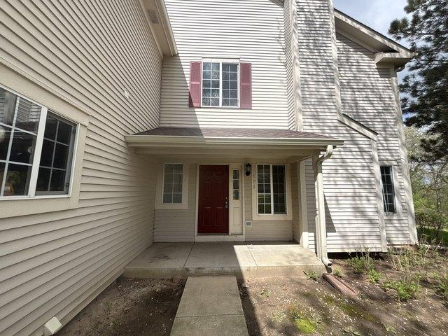 570 Fox Ridge Dr Unit B, Fox Lake, IL 60020