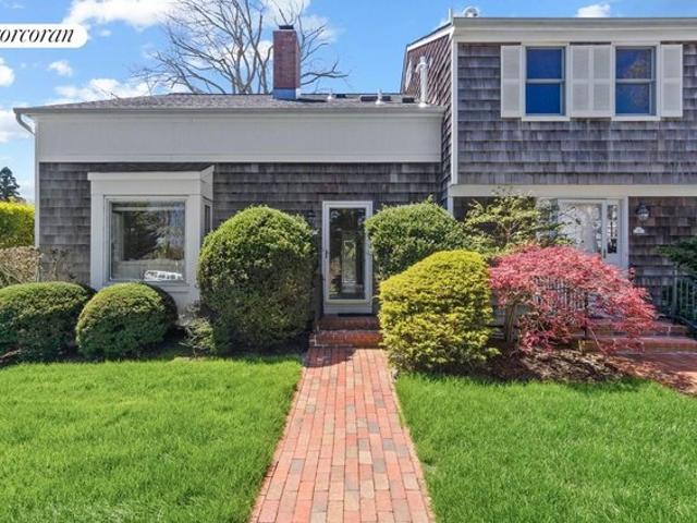 570 Hampton Rd, Southampton, NY 11968