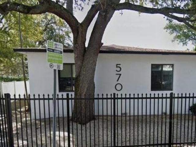 570 NE 69th St #5 Miami, FL 33138
