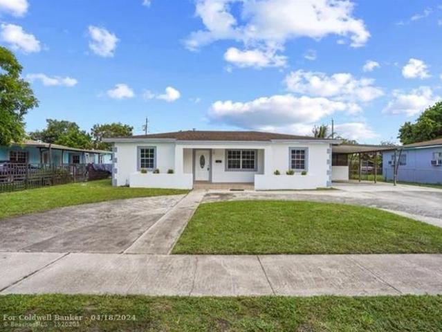 570 NW 190th St, Miami, FL 33169
